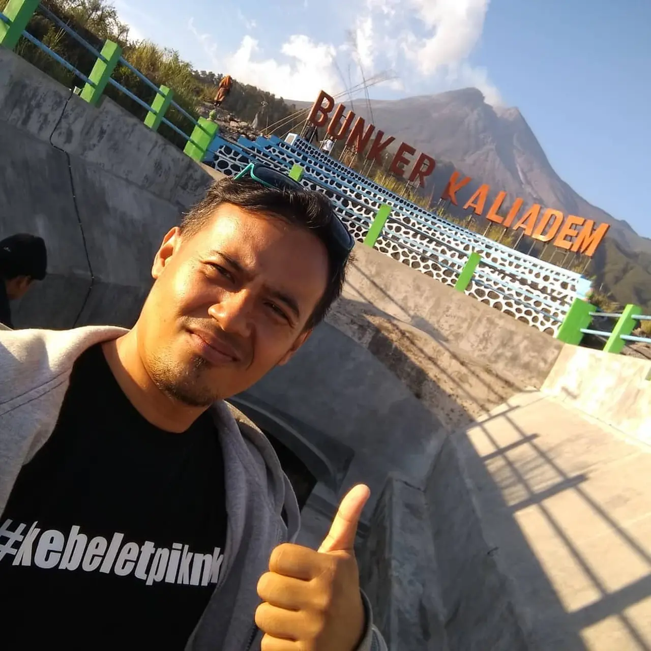 Jadi Bismania, Ini 7 Potret Terbaru Aditya Pemeran Sayuti 'OB' yang ...