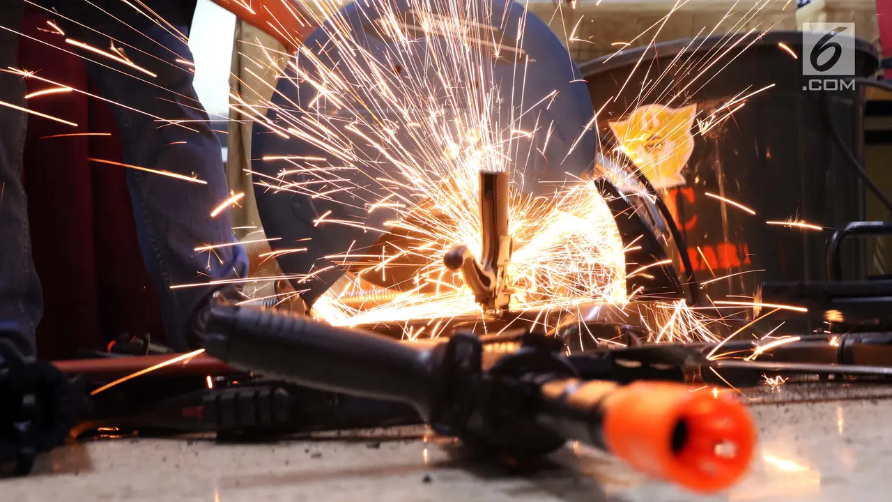 Viral Pengamat Kepolisian Bambang Rukminto Ditodong Airsoft Gun di ...