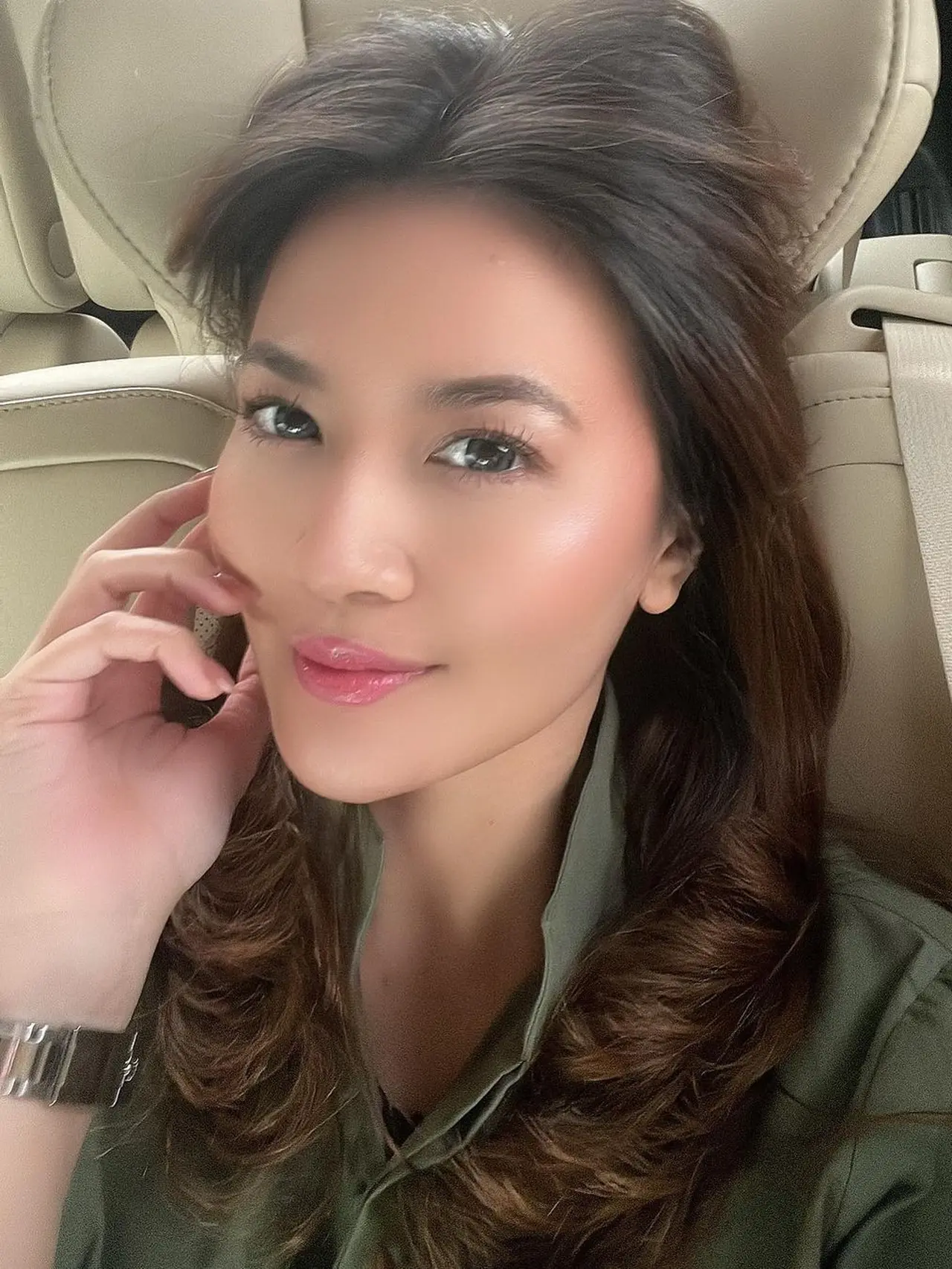 10 Potret Teranyar Asty Ananta, Wajahnya Tirus Mirip Bintang K-Pop