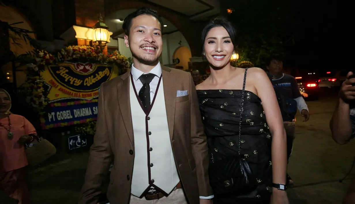 Konsep Nikahan Dimas Anggara - Nadine Kebanjiran Pujian dari Tyas Mirasih - Photo Fimela.com