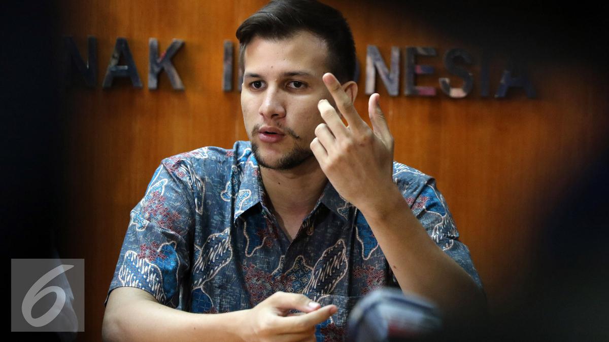 Jadi Guru Anak Pinggiran, Stuart Collin Rela Tak Dibayar