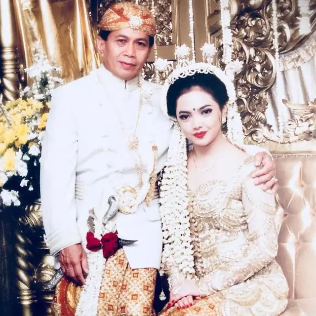 24 Tahun Menikah, Ini 8 Potret Lawas Inggrid Kansil dengan Suami yang ...