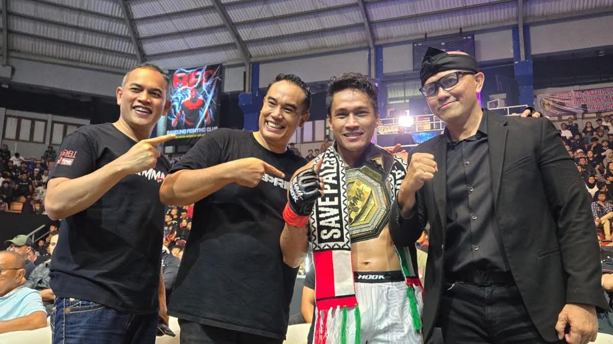 Yudi Cahyadi Sabet Sabuk Juara Interim Feather Weight One Pride, BFC ...