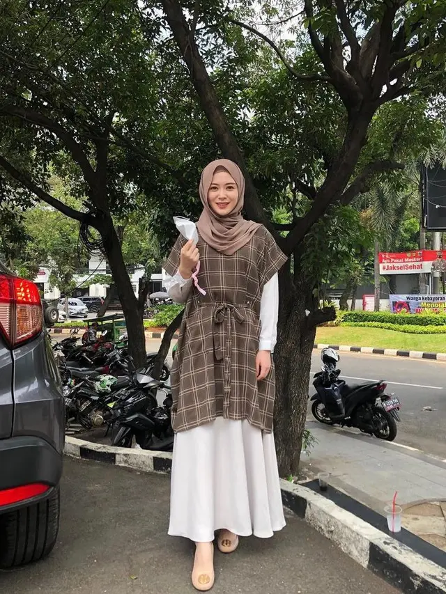 Rekomendasi Busana Lebaran ala Korea 2024 yang Bikin Penampilanmu ...