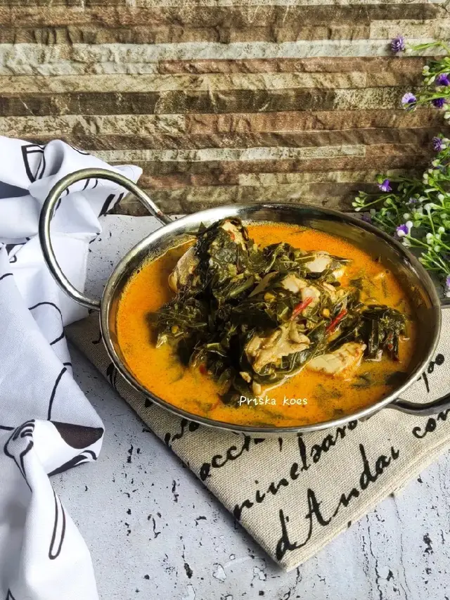 Resep Gulai Daun Singkong Khas Jawa, Cocok Dengan Berbagai Lauk - Hot Liputan6.com