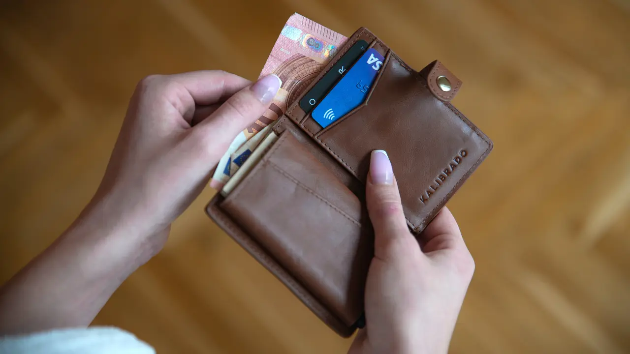5 Arti Mimpi Kehilangan Dompet yang Tak Selalu Memiliki Makna Buruk