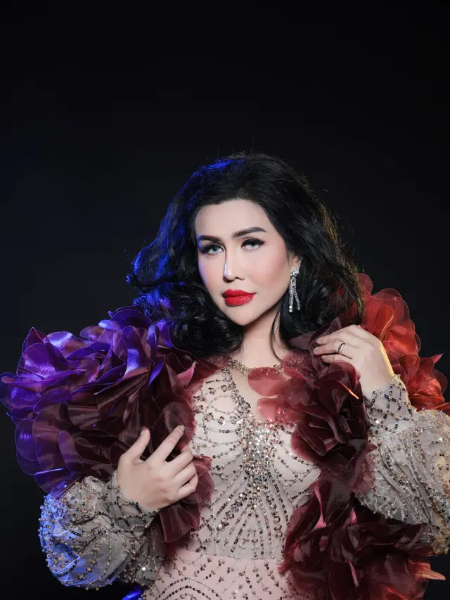Ratu Meta Rekam Lagu Baru Cuma Lima Menit, Dangdut Satir Soal Hubungan ...