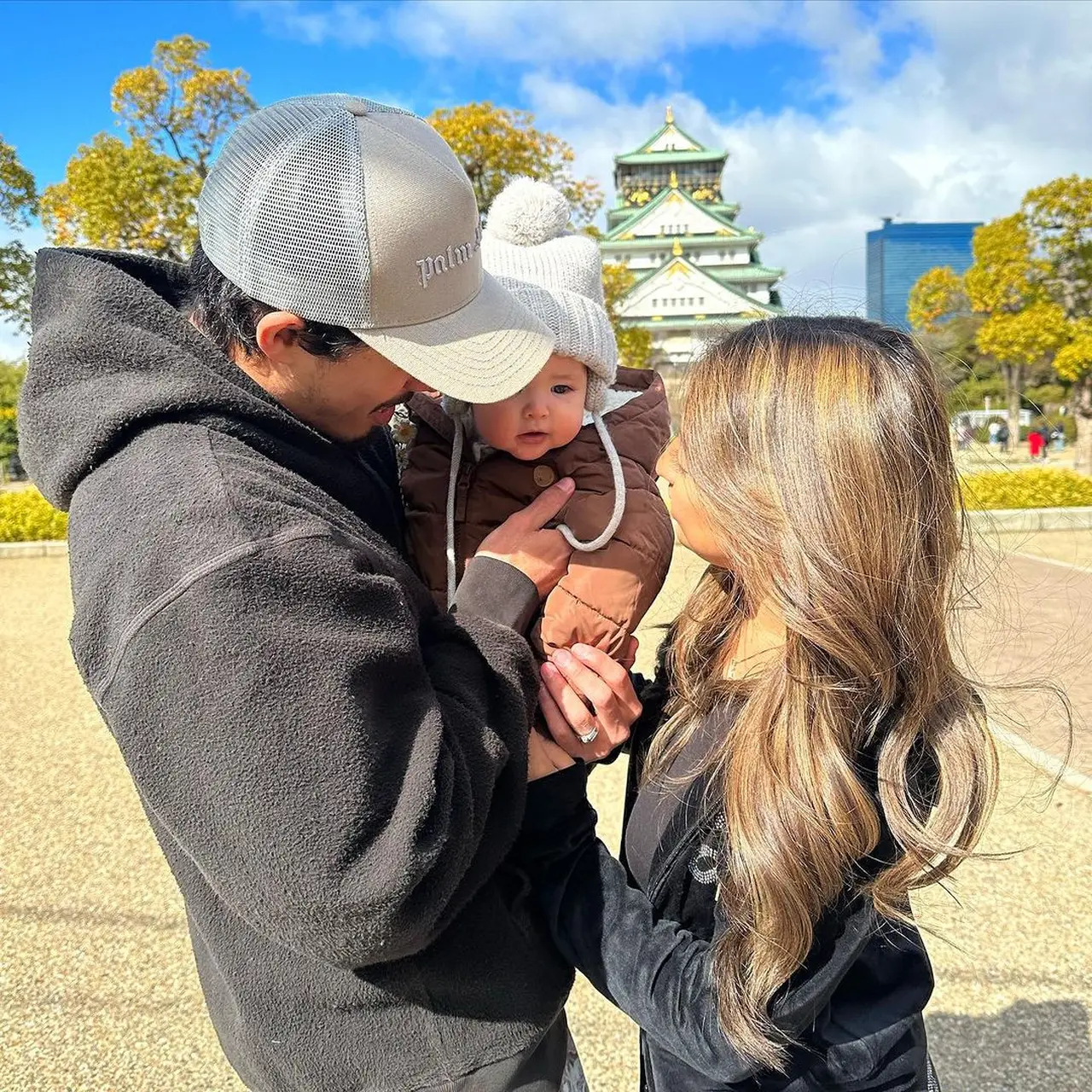 7 Momen Jennifer Coppen Ungkap Wajah Anak, Paras Bule Curi Perhatian ...