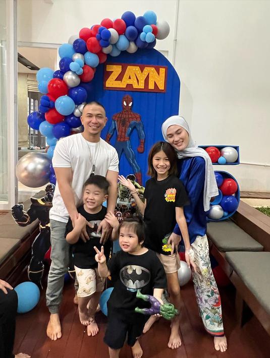 Potret Stevi Agnecya Cantik Berhijab Setelah Mualaf, Banjir Pujian dan ...