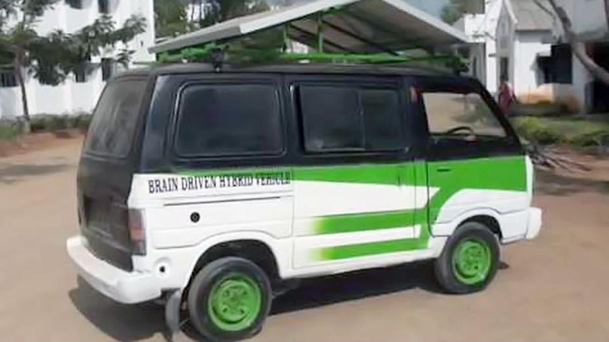 [VIDEO] Meski `Jelek`, Mobil Ini Bisa Dikontrol Lewat Pikiran - Tekno ...