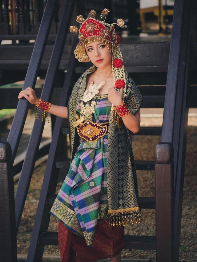 8 Potret Pui Ting Chin Penyanyi Malaysia Dituding Curi Lagu Pok Ame Ame