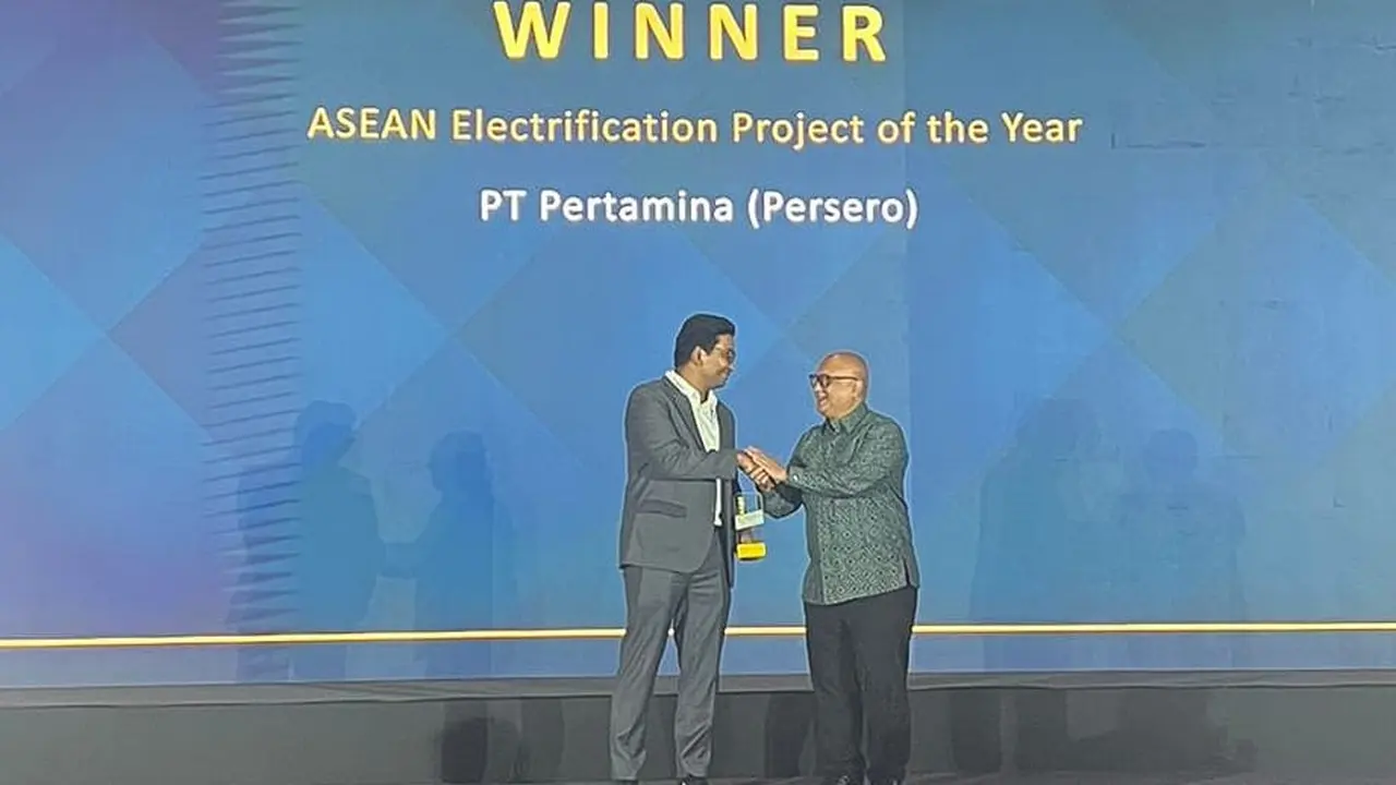 Desa Energi Berdikari Pertamina Sabet Penghargaan di Ajang Enlit Asia 2024 - Bisnis Liputan6.com