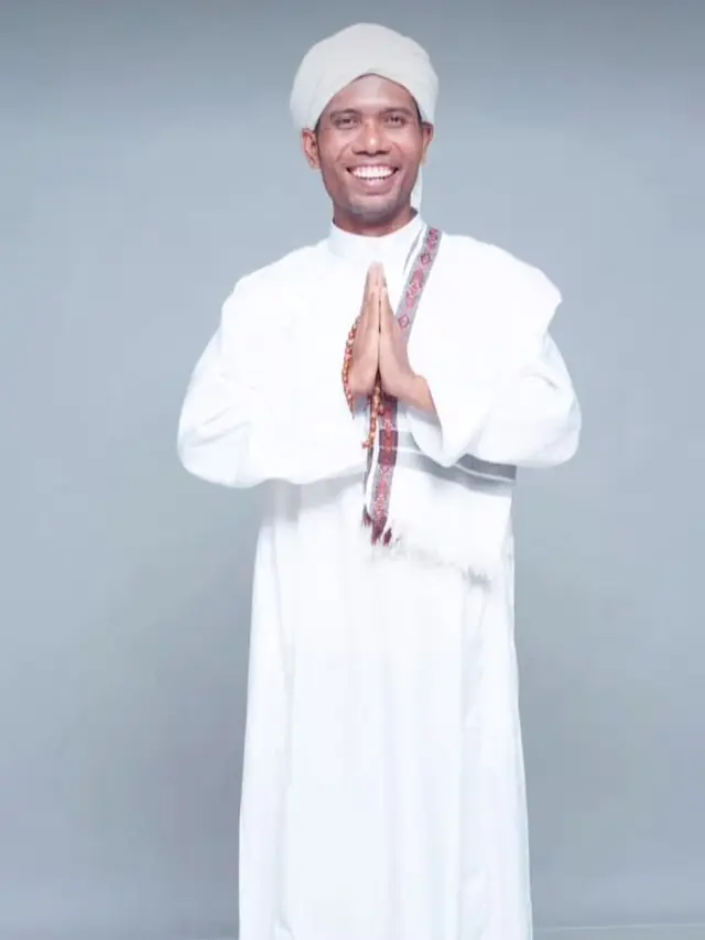 Makin Tajir Sampai Bisa Ajak Orang Tua Umrah, Begini Kabar Udin Sedunia ...