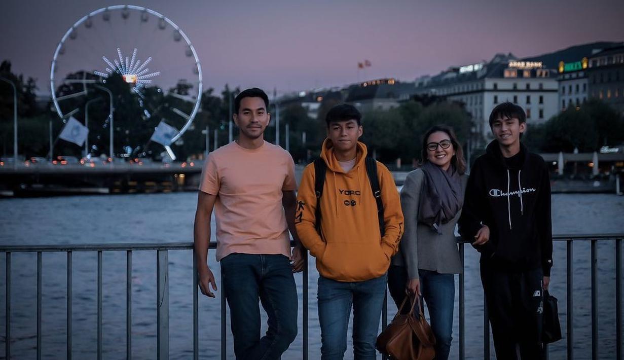 Darius Sinathrya - Donna Agnesia Tempuh Lebih dari 24 Jam Perjalanan ...