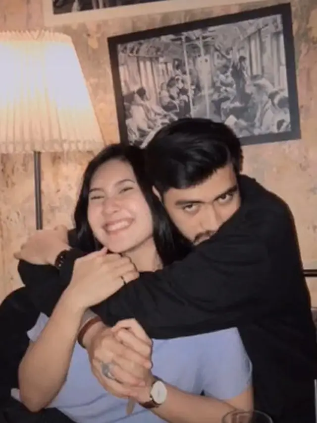 Kisah Cintanya Pernah Viral, Ini 6 Potret Aditya Prayoga dan Kekasih ...
