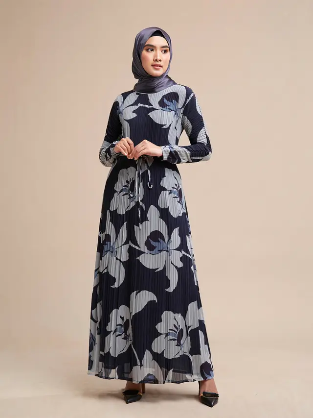 7 Model Gamis Crinkle Motif Terbaru 2025, Cocok untuk Arisan hingga ...