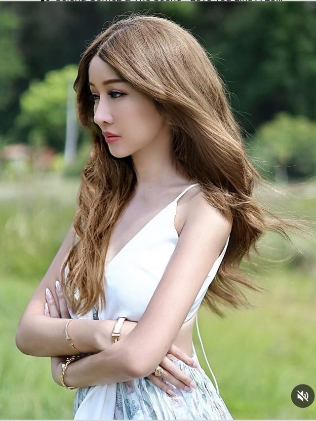 7 Momen Lucinta Luna dan Alan Liburan di Thailand, Pamer Warna Rambut Baru