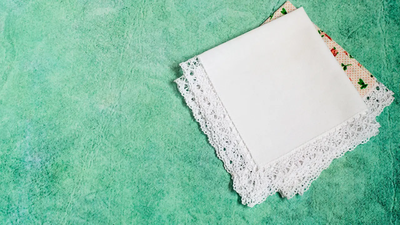 Cara Membuat Sapu Tangan yang Mudah dan Cantik - Lifestyle Fimela.com