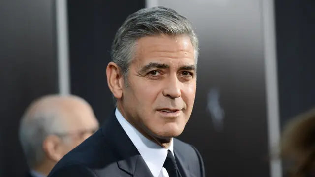 George Clooney Ketahuan Cium Wanita Lain - ShowBiz Liputan6.com