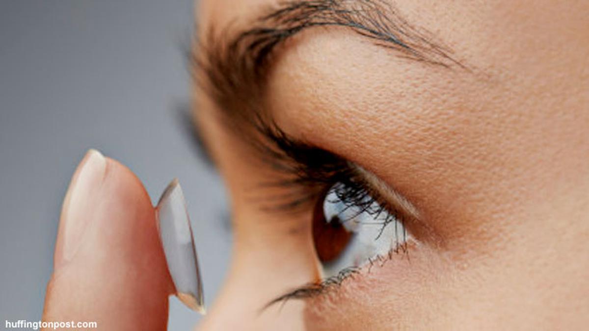 Lensa Kontak Bikin Mata Rusak? - Health Liputan6.com