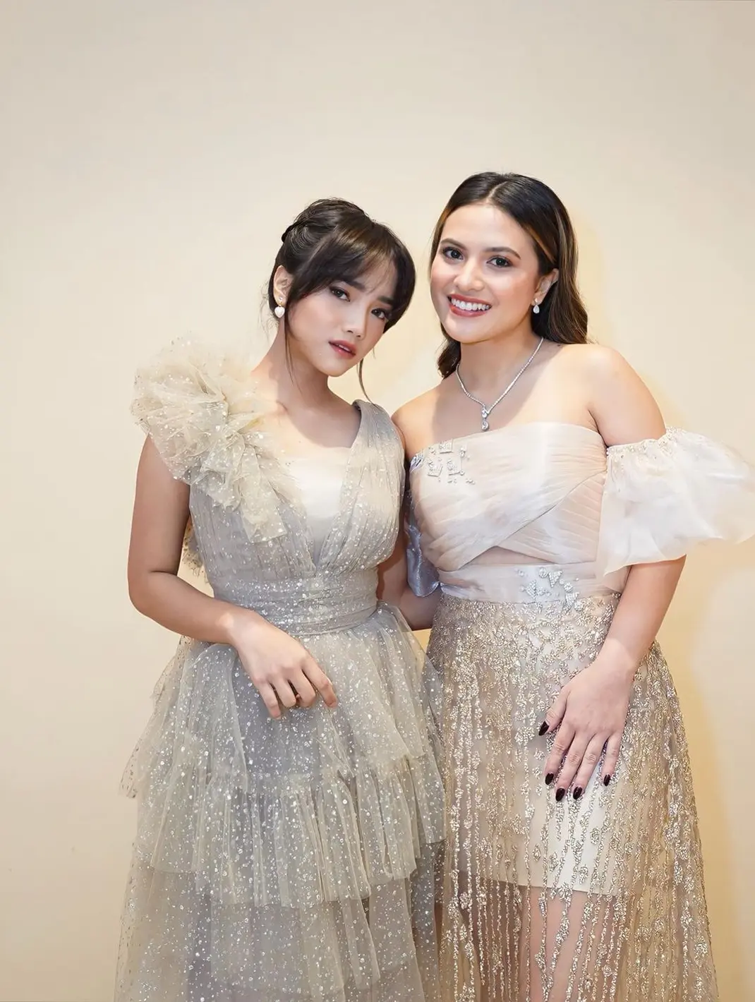 Pernah Dibandingkan Netizen, Ini Potret Kebersamaan Fuji dan Marsha ...