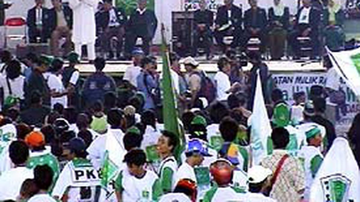 Kampanye PKB dan PDIP di Surabaya Sepi - News Liputan6.com