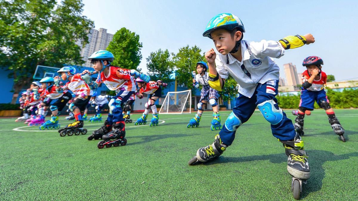 FOTO: Keseruan Siswa SD Berlatih Olahraga di Liburan Musim Panas - Foto ...