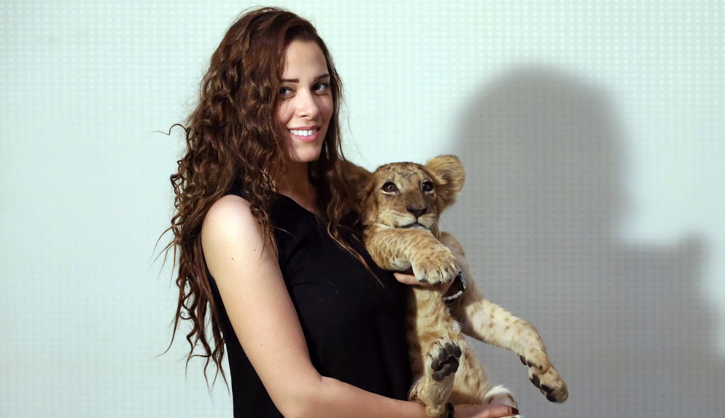 Cantiknya Mahasen el-Helw Pelatih Hewan Buas Asal Mesir - Foto Liputan6.com