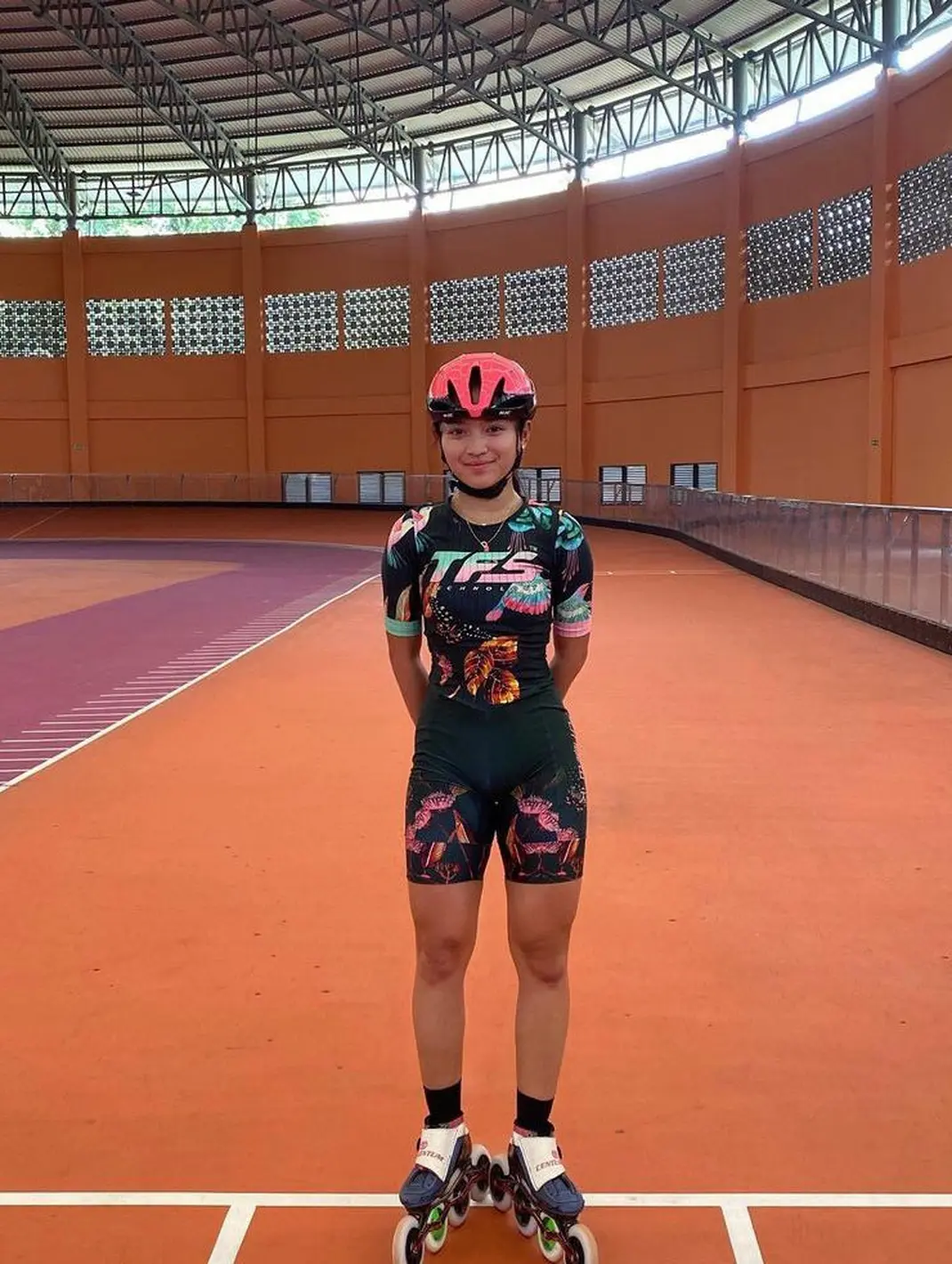 7 Pesona Dhinda Salsabila, Atlet 18 Tahun yang Raih Emas di PON XX ...