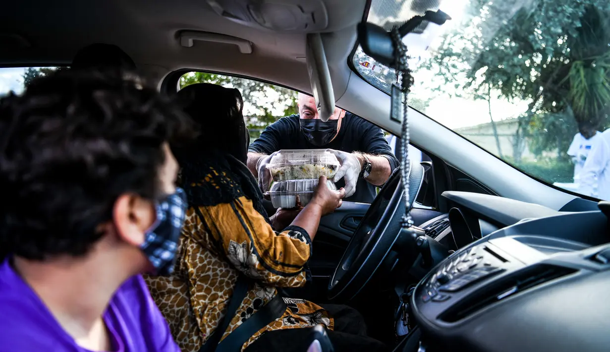 FOTO: Berbagi Makanan Buka Puasa Ramadhan Drive Thru di Miami - Foto ...