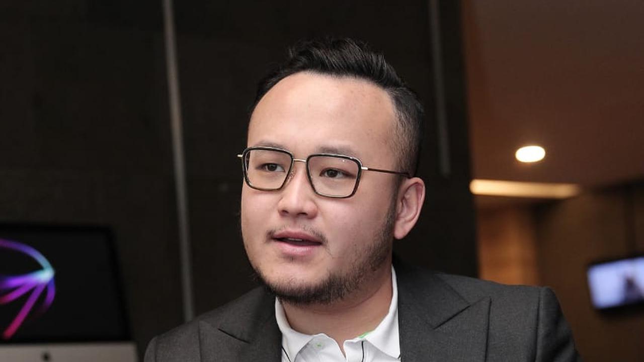 Samuel Wongso Ajak Calon Istri Pre Wedding di Eropa