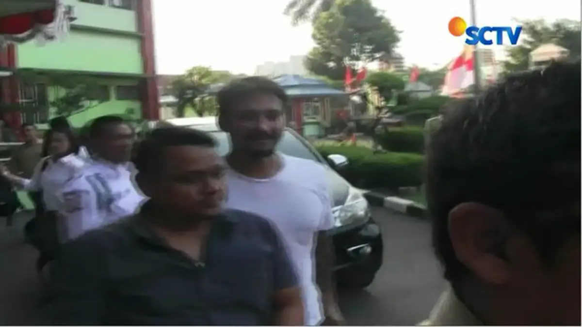 Video Tora Sudiro Tertangkap Narkoba Hari Ini - Video Terbaru Terkini ...
