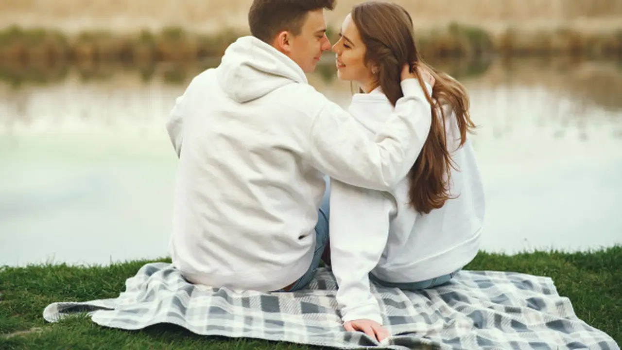 Arti Pacaran Bagi Remaja, Ketahui Makna dan Kiat Menghindari Dampak ...