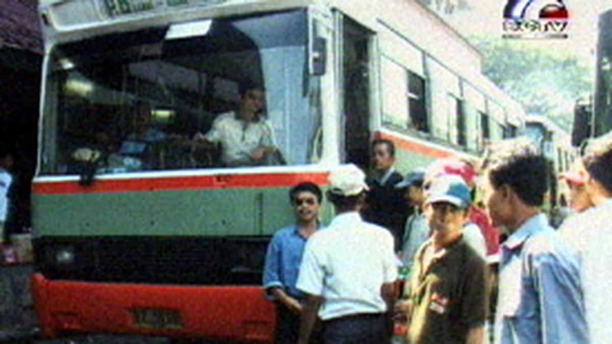 Hari Ini Pemda Jakarta Mengumumkan Tarif Bus - News Liputan6.com