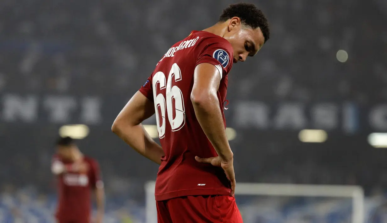 FOTO: Wajah Suram Pemain Liverpool Usai Tumbang di Tangan Napoli - Foto ...