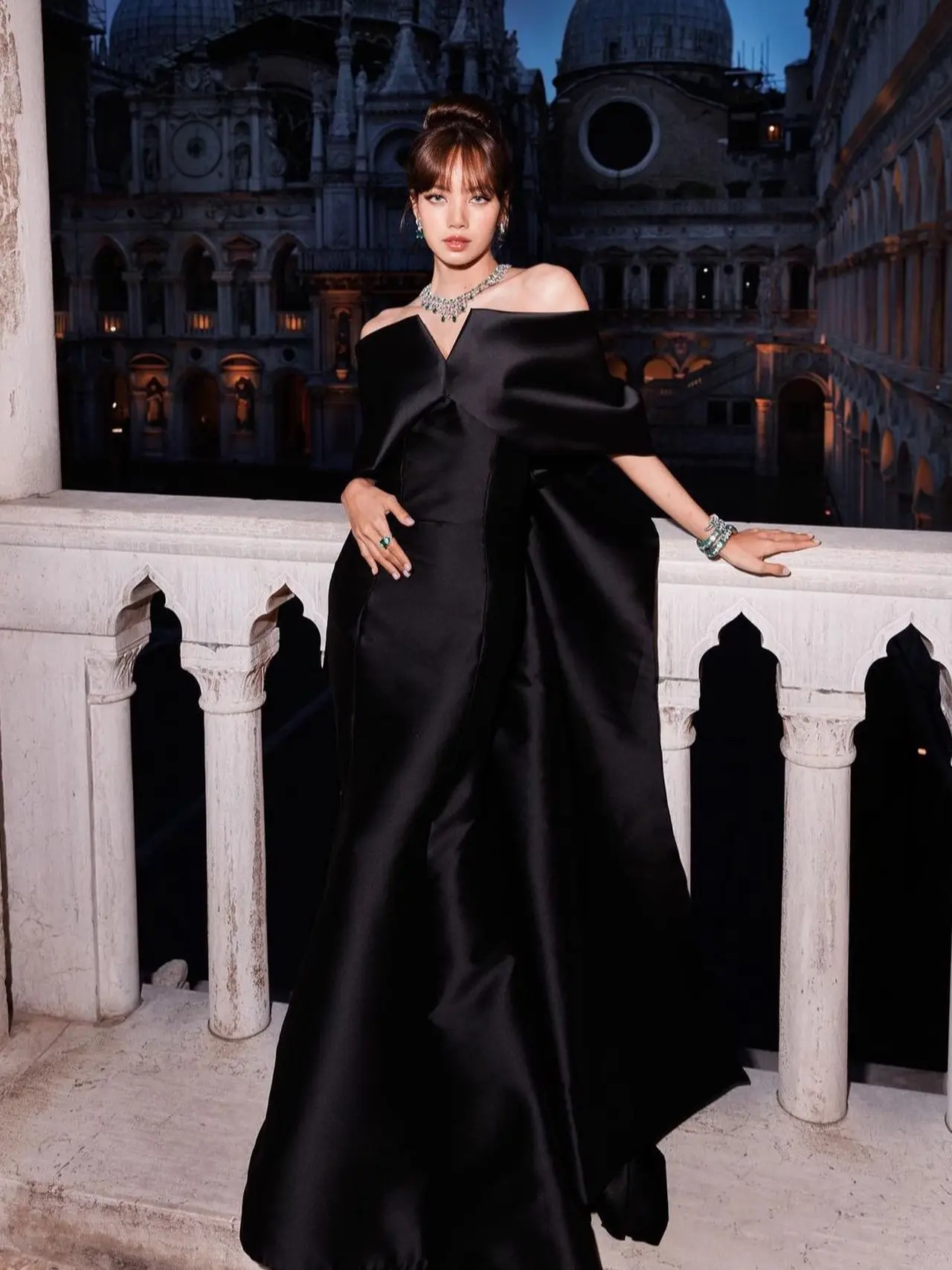 Lisa BLACKPINK Dituding Penyebab Hengkangnya Hedi Slimane dari CELINE ...