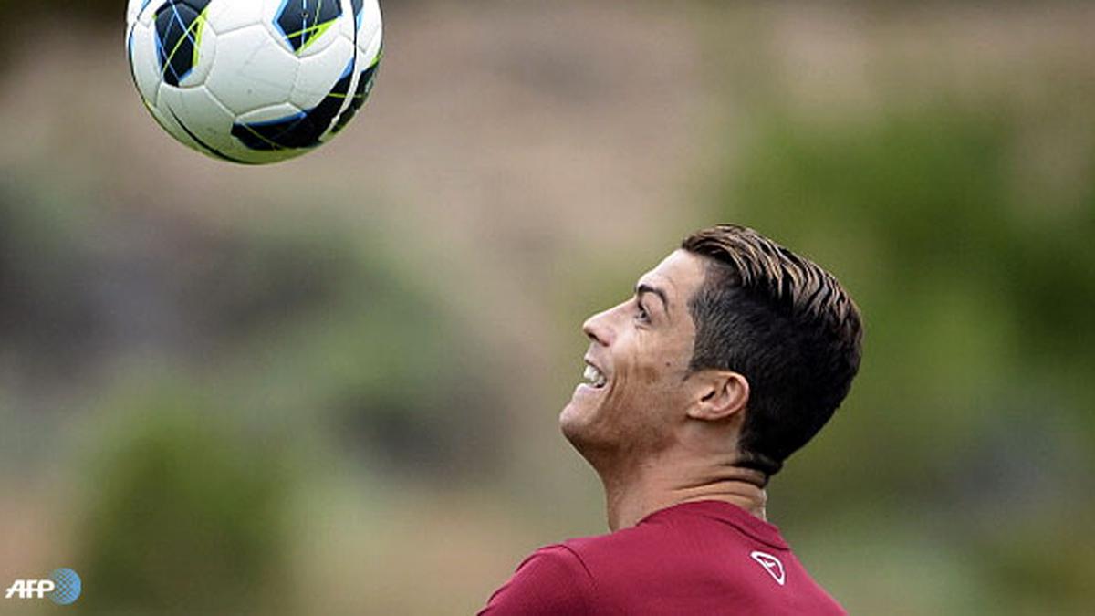 Setelah ke Bali, Ronaldo akan Jumpa Perwakilan MU? - Bola Liputan6.com