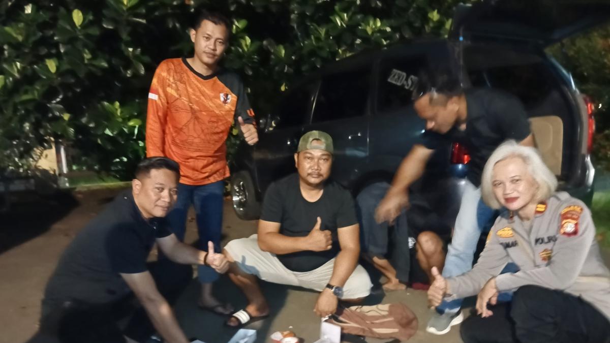 Polisi Tangkap Pengedar Narkoba di Kontrakan Depok, Sita Sabu dan Ganja