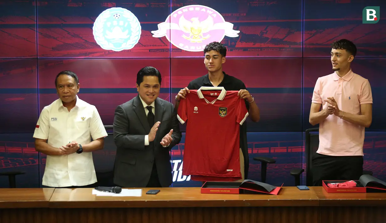 Foto: Momen Perkenalan Dua Pemain Naturalisasi, Ivar Jenner dan Rafael Struick, Siap Mentas ...