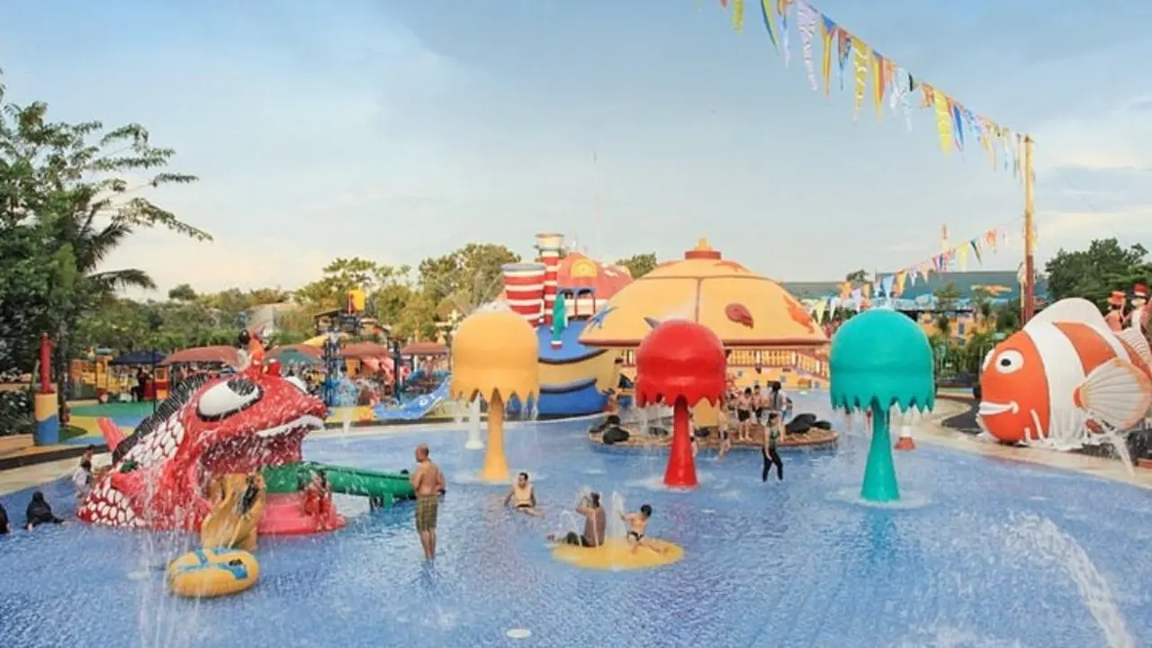 Pengelolaan Tempat Wisata Air, dari Water Park hingga Taman Aquarium ...