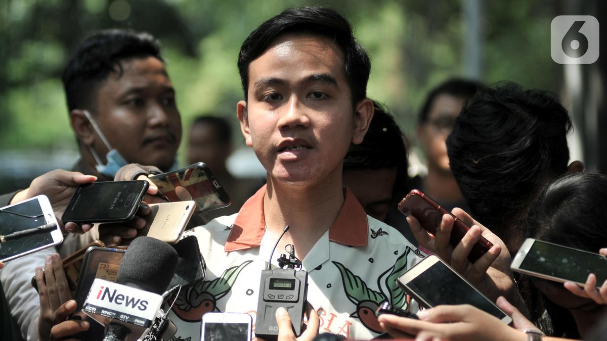 FOTO: Raut Wajah Gibran Rakabuming Usai Temui Megawati - Foto Liputan6.com