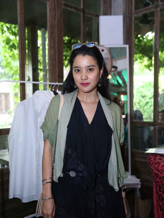 Titip Anak, Marcella Zalianty Percayakan pada Mama - Photo Fimela.com