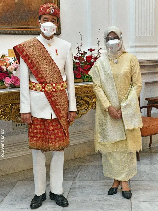 7 Potret Presiden Jokowi dalam Baju Adat di Upacara 17 Agustus dari ...