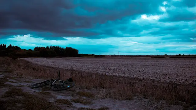 Arti Anomali beserta Dimensi dan Macam-macamya - Ragam Bola.com