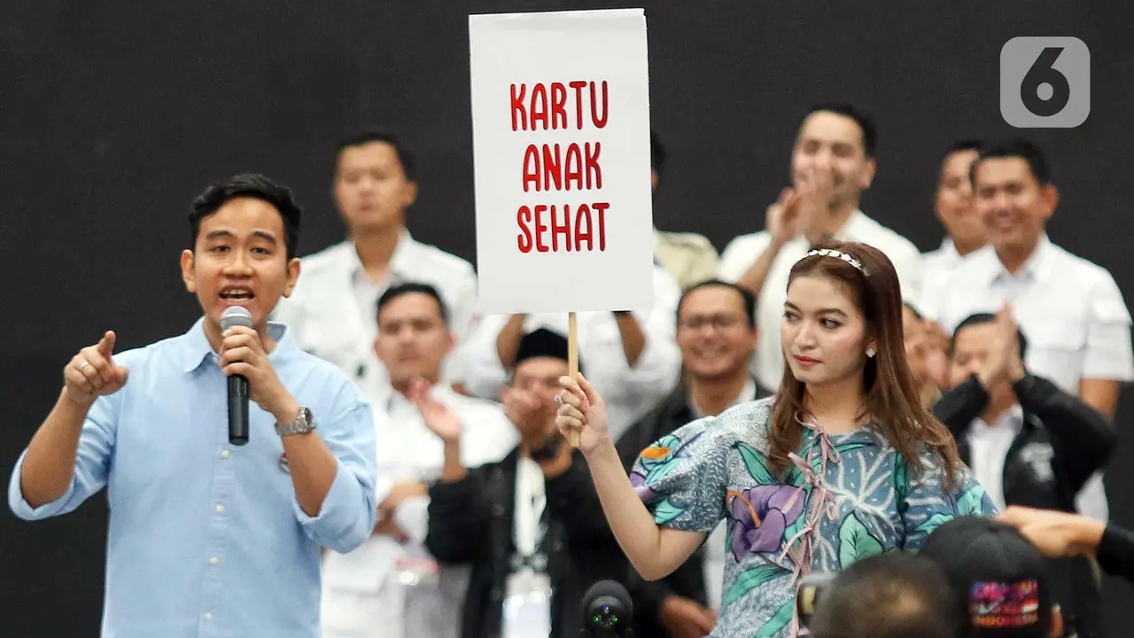 Ketika Gibran Ajak Selvi Ananda Naik Panggung Pamer Program Kartu Anak Sehat - Health Liputan6.com