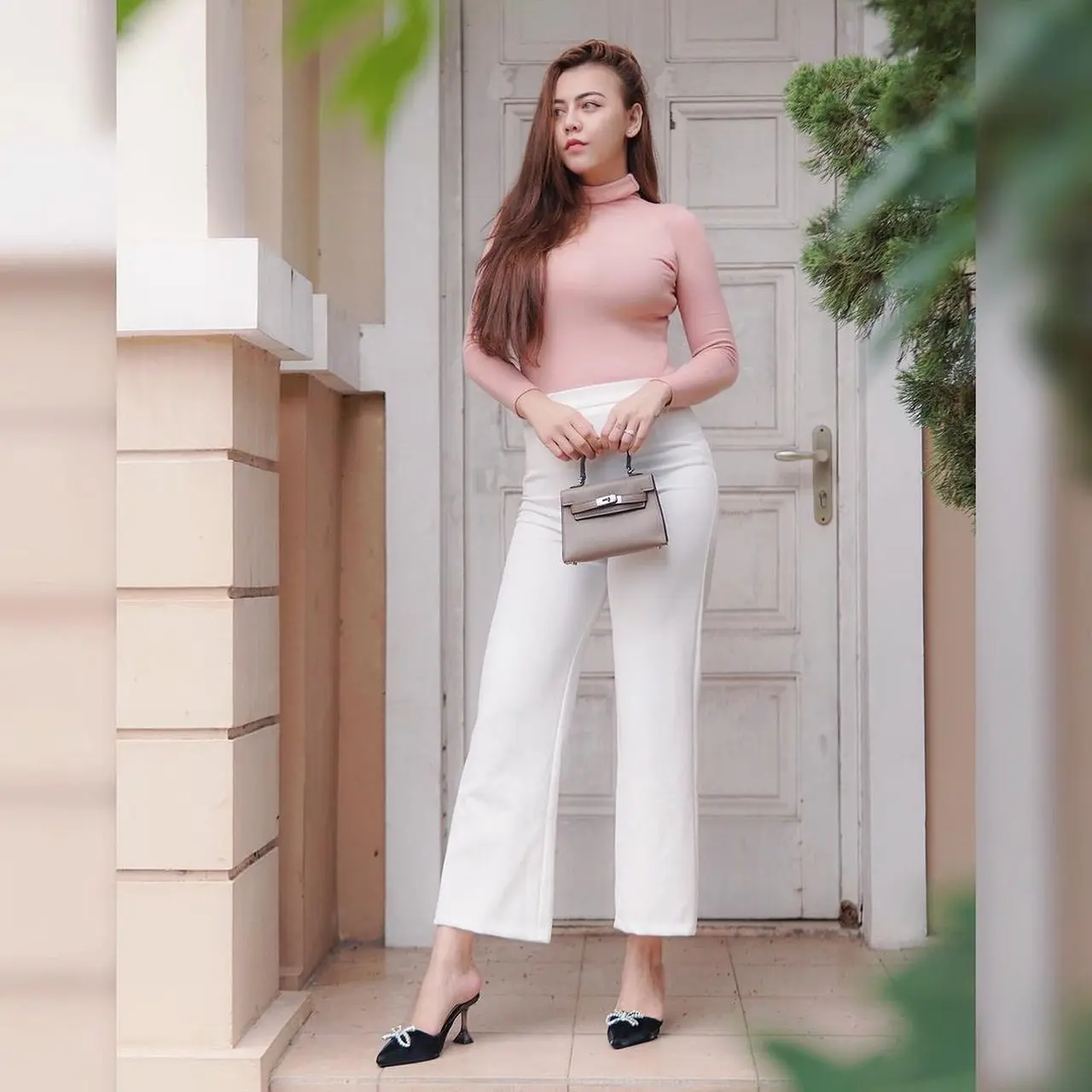 5 Artis yang Pernah Diselingkuhi saat Hamil, Kisahnya Bak 'Layangan ...