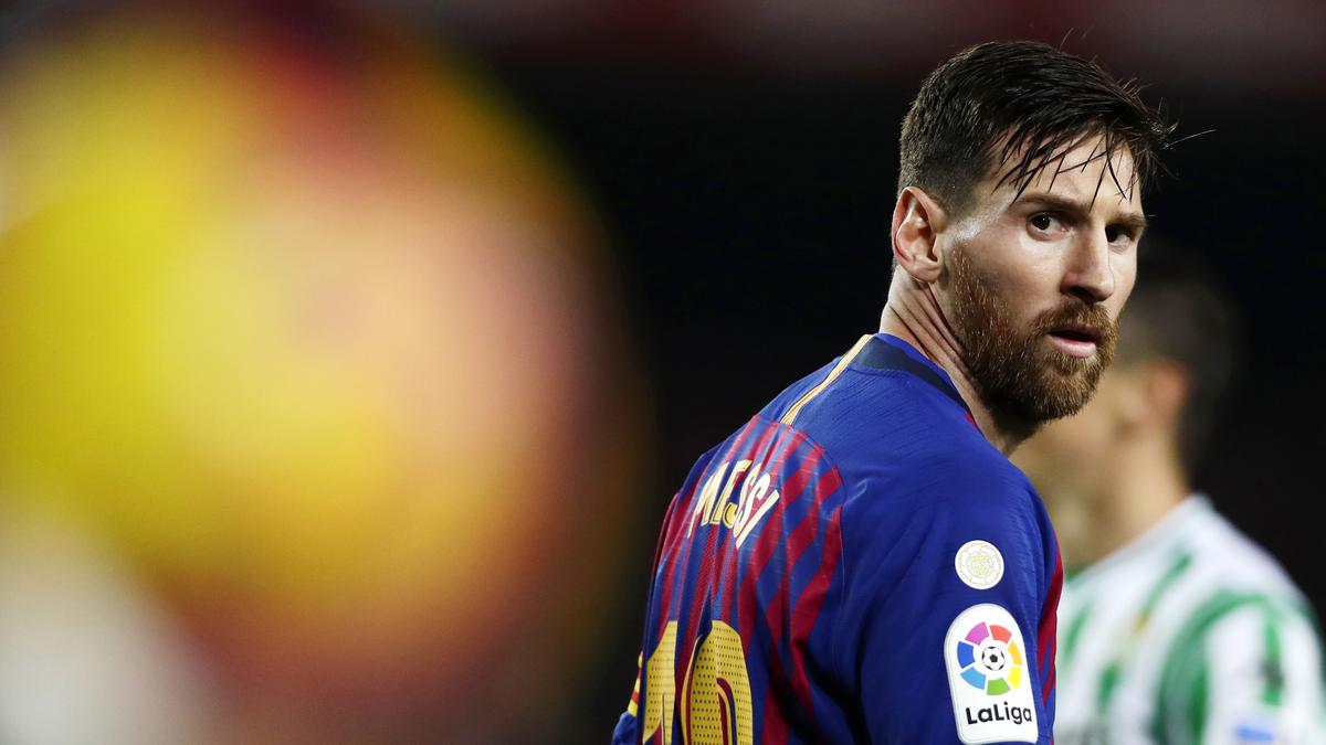 Napoli Butuh Lionel Messi untuk Tandingi Dominasi Juventus di Serie A
