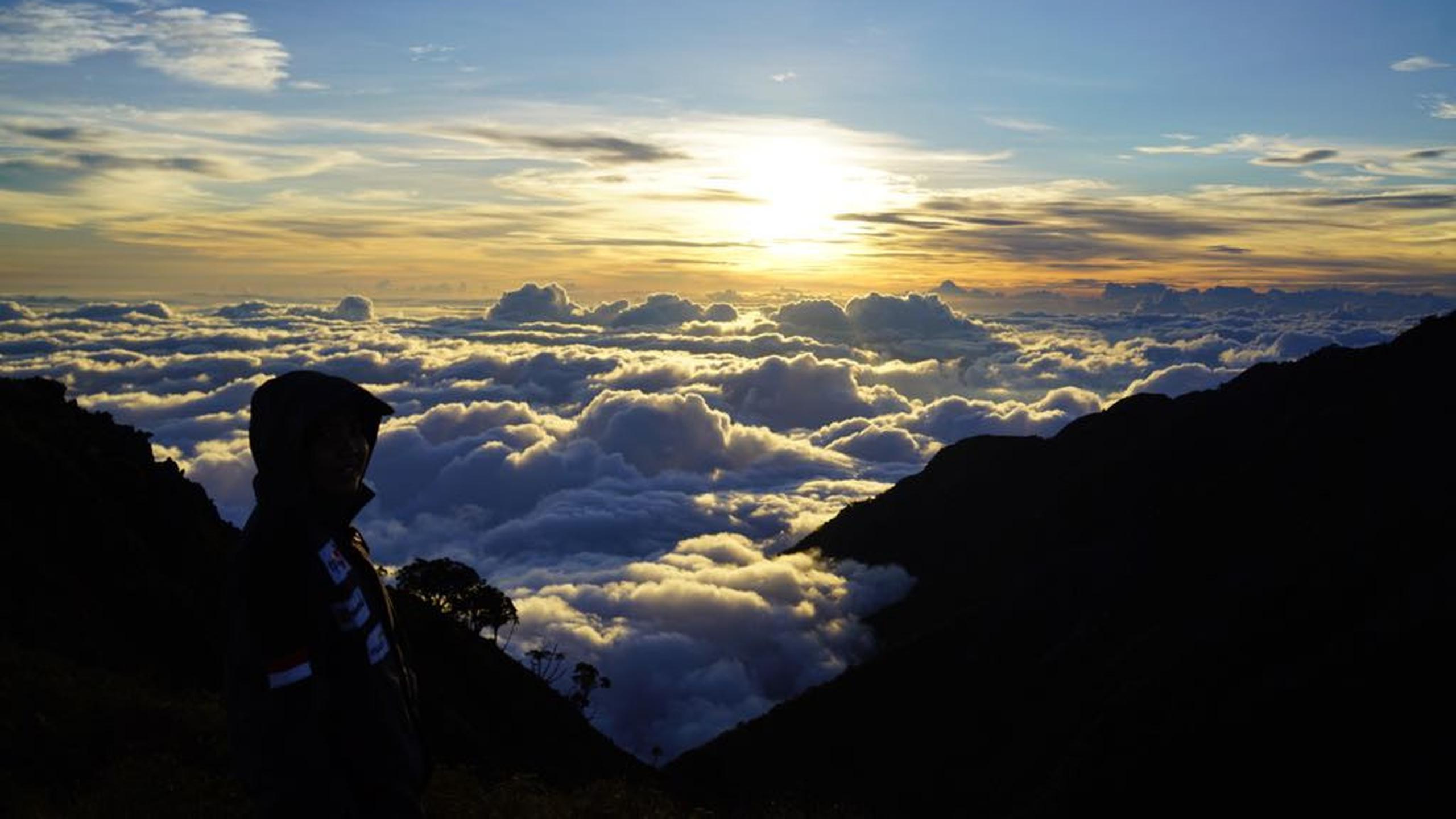 6 Fakta Menarik Gunung Binaiya di Pulau Seram Maluku, Salah Satu 7 ...