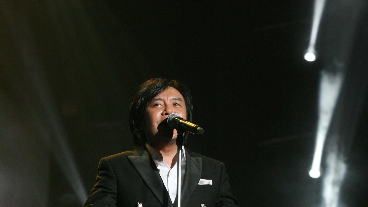 Anak-Anak Ari Lasso Jadi Musikus Band Indie - ShowBiz Liputan6.com