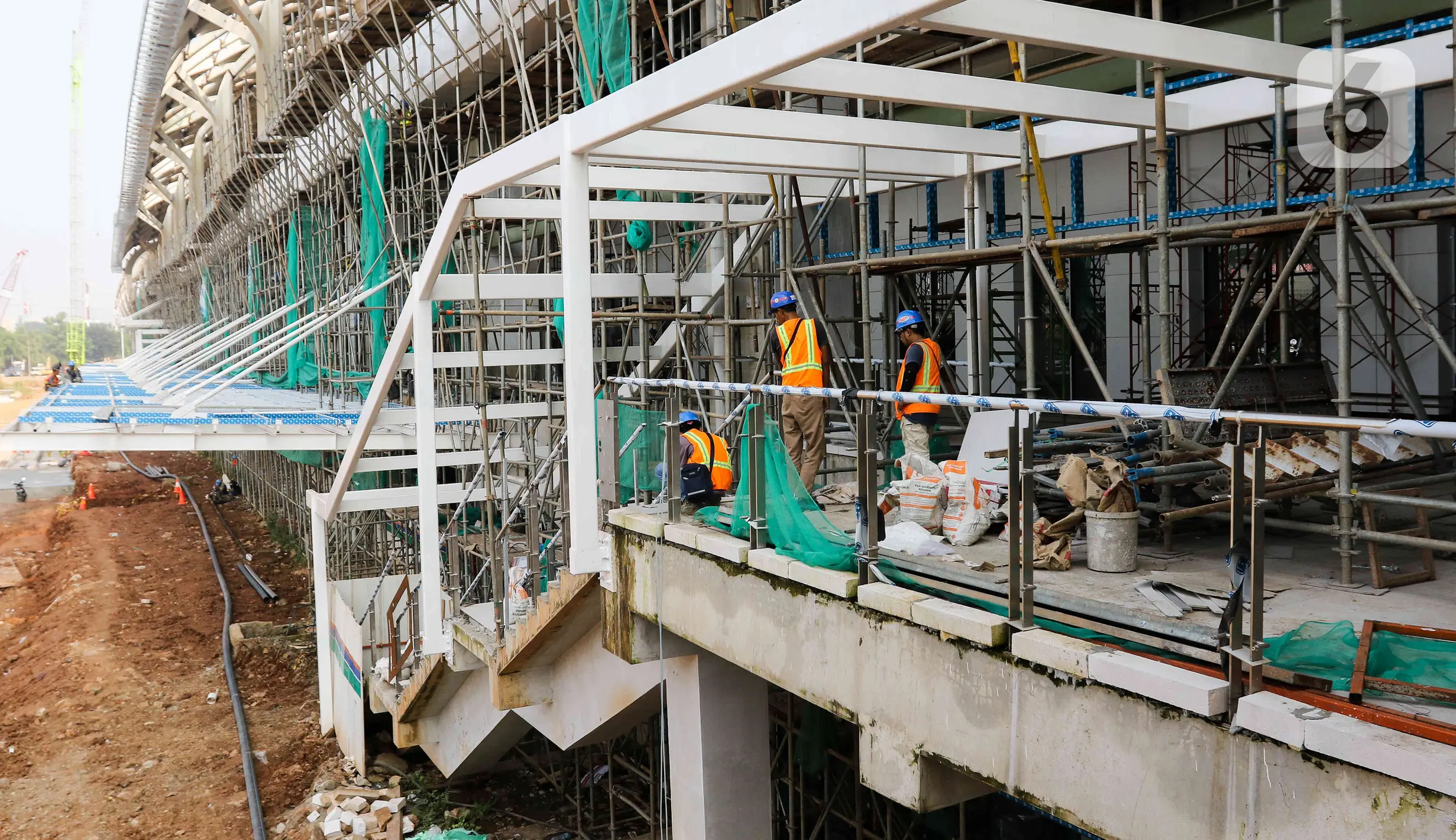 Memantau Perkembangan Proyek Stasiun Halim Kereta Cepat Jakarta-Bandung ...